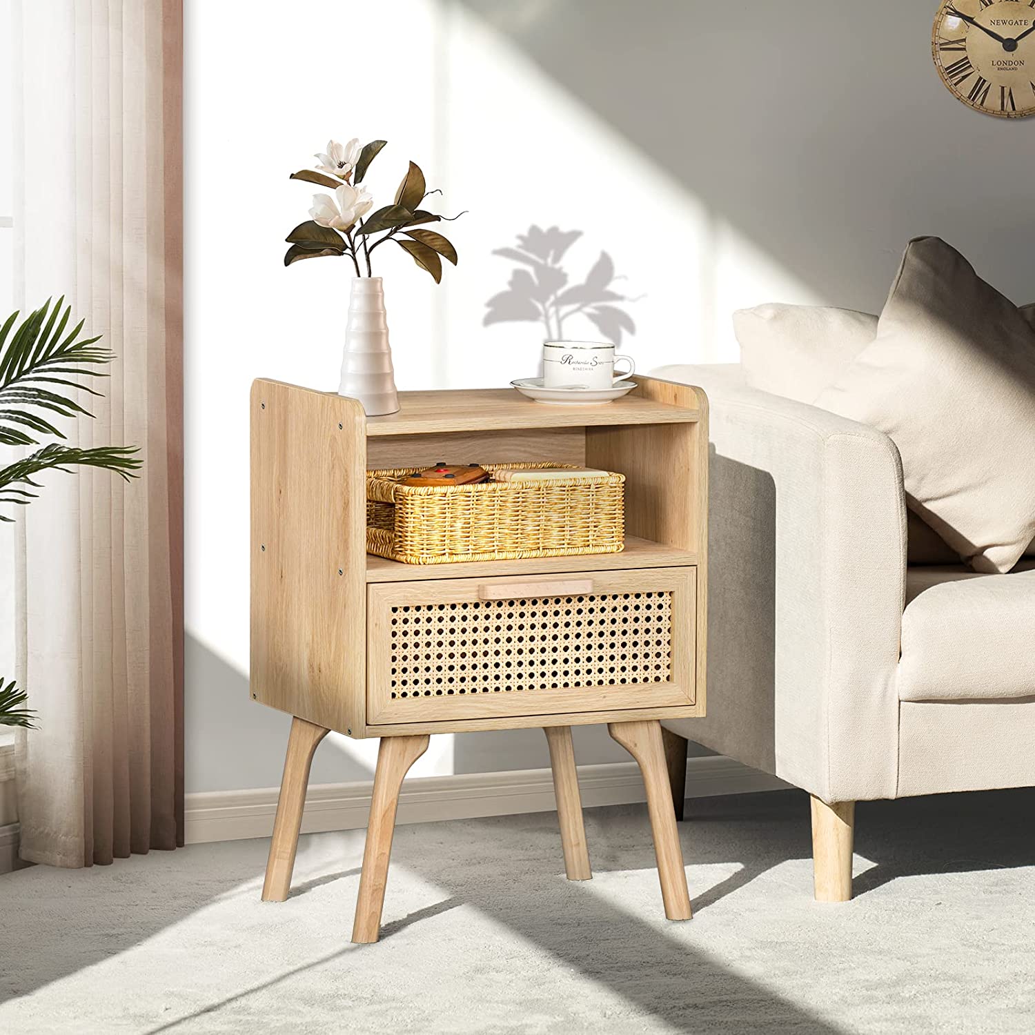 Night Stand – Love Nature